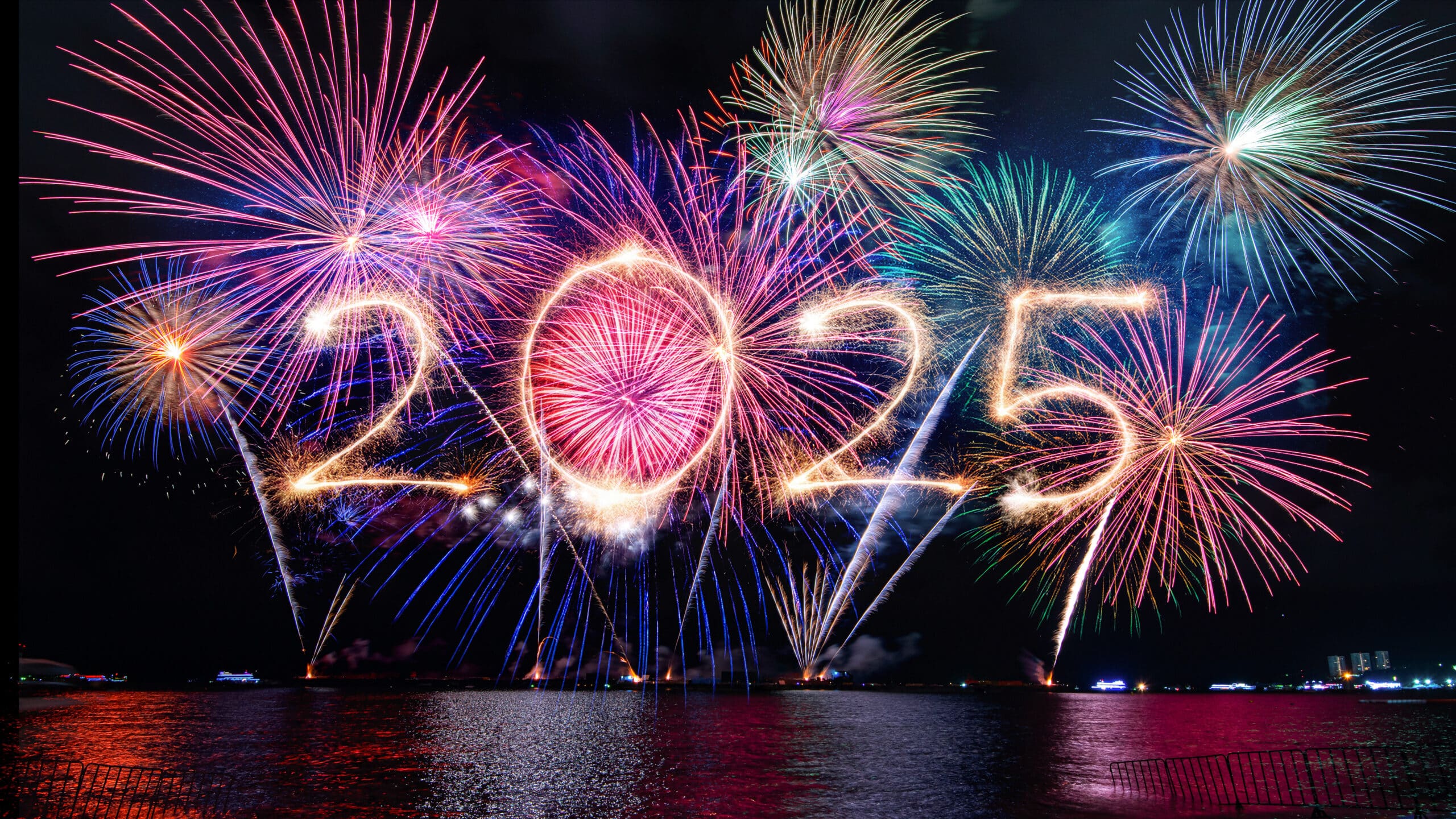 Best Spots for New Year’s Eve Fireworks Tampa | Fine Sells